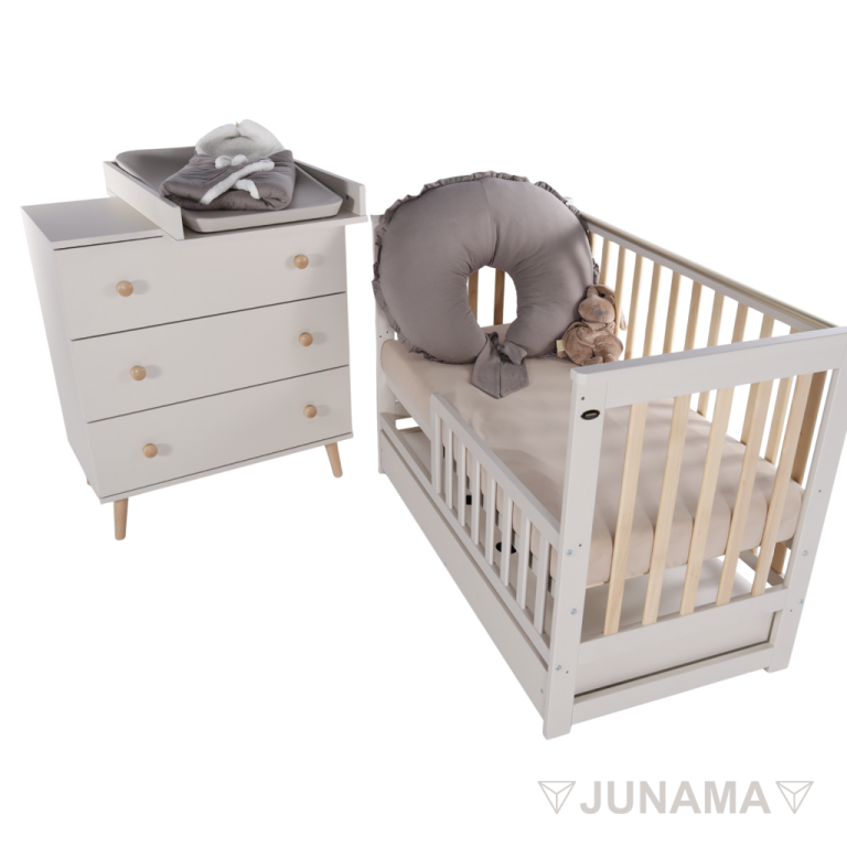 Junama Cashmere Baby Crib - Beech