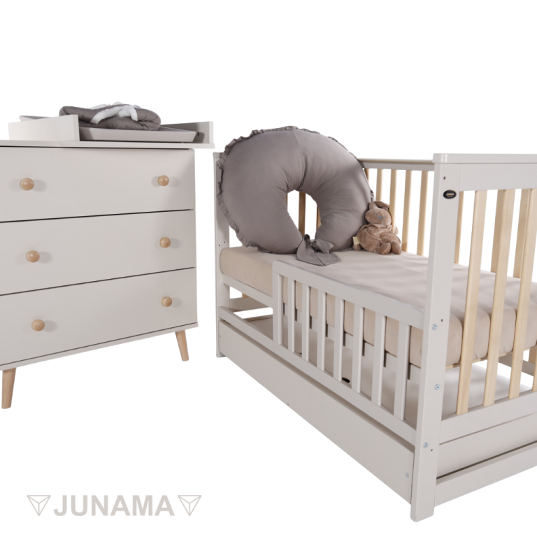 Junama Cashmere Baby Crib - Beech